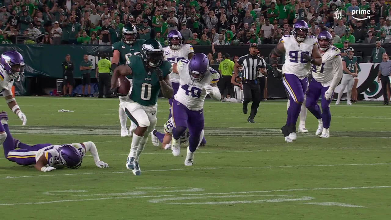 Highlight: D'Andre Swift matches last name on 43-yard cutback run in the clutch
