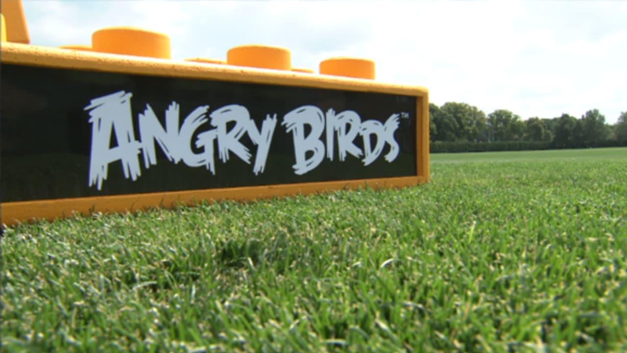 Back To Football With Angry Birds!
