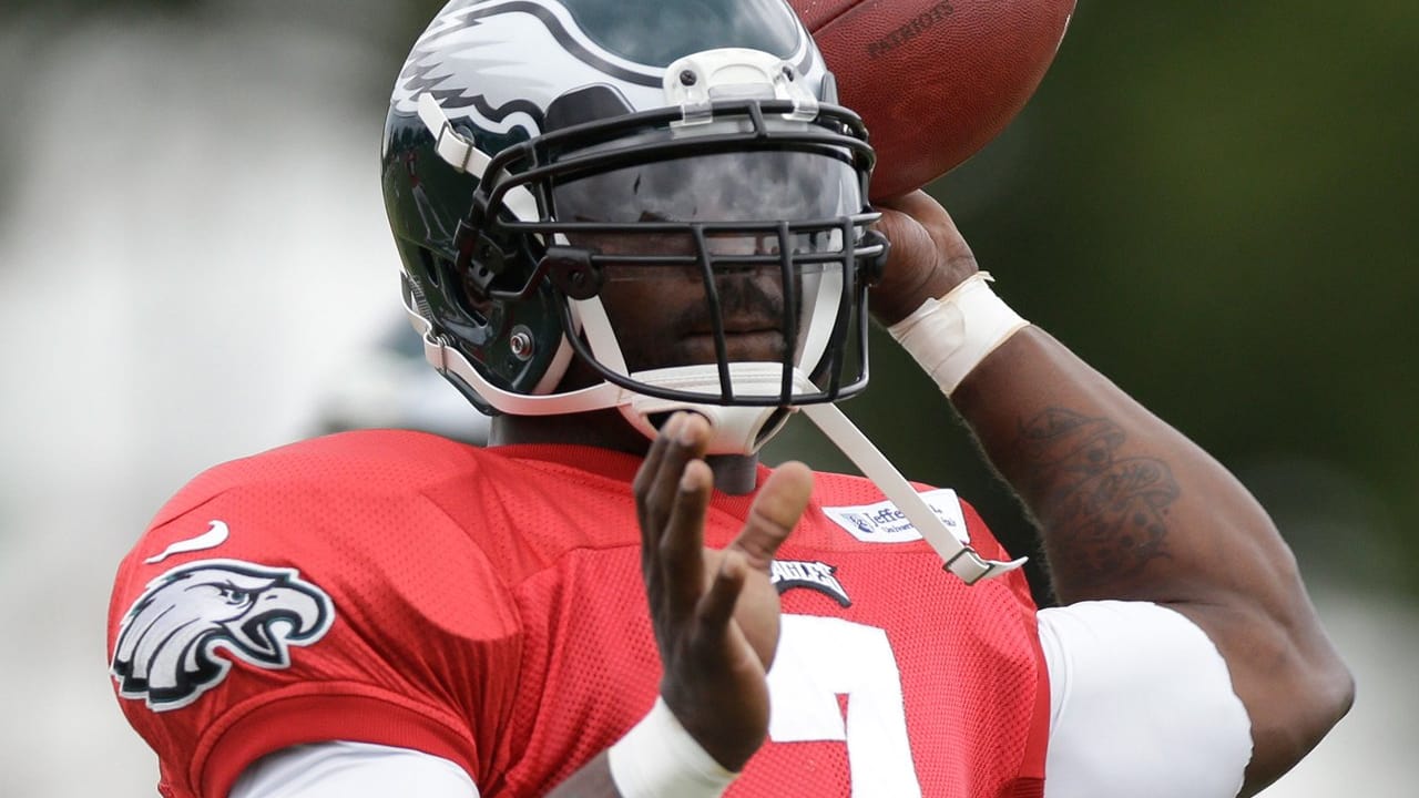 Exclusive Interview With Michael Vick