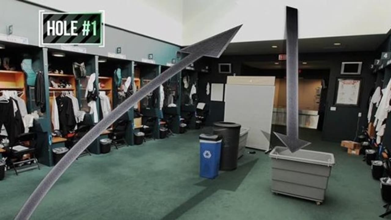 25|8: The Players Show Week 17 Locker Room Golf