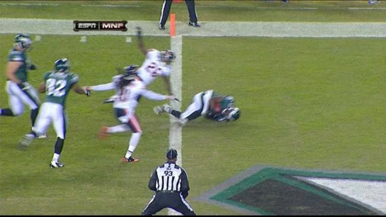 McCoy 33-yard TD Run