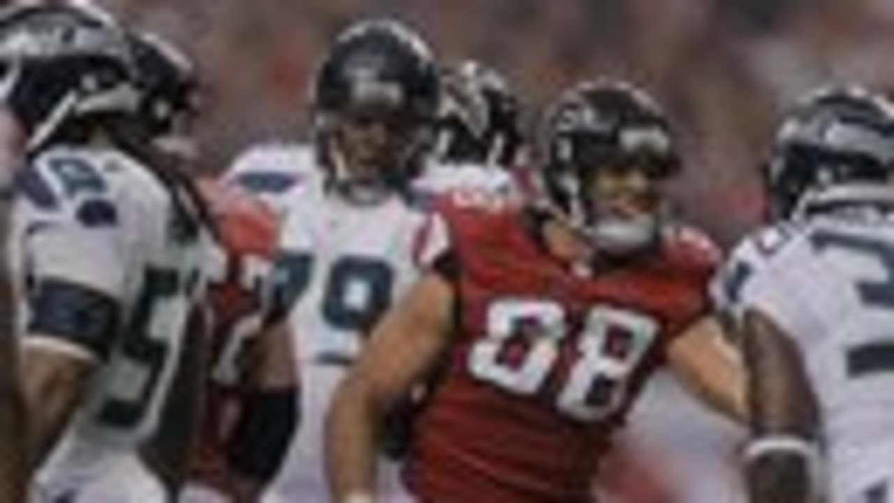 Gonzalez Near Top at TE in Playoffs
