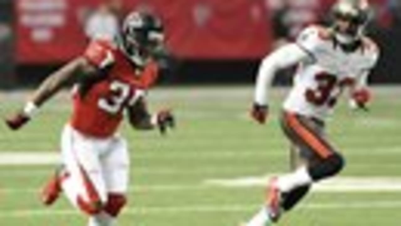 Falcons Sign RB Antone Smith to Extension