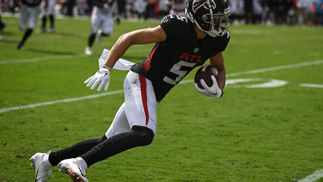 Drake London makes otherworldly pylon reach