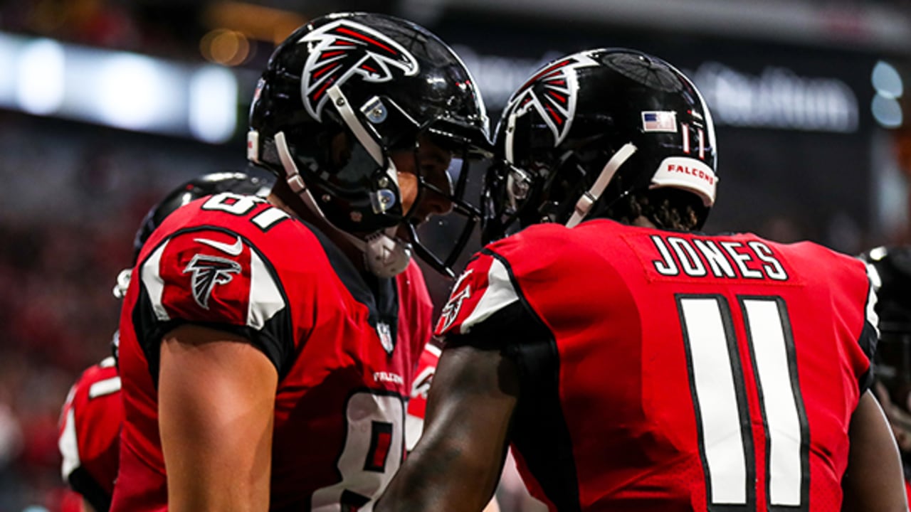 Austin Hooper describes the moment he first became in awe of Julio ...