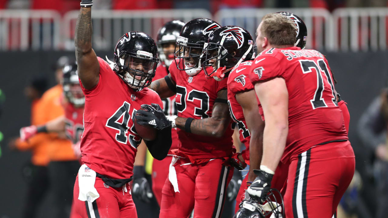 Debo top picks | Deion Jones highlights against Saints