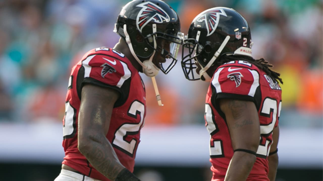 Former Falcon Samuel Starts Record Label