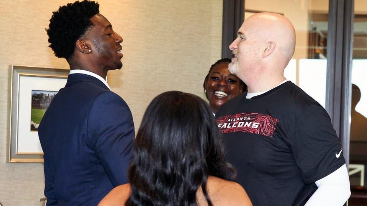 Ridley takes a tour of Falcons HQ