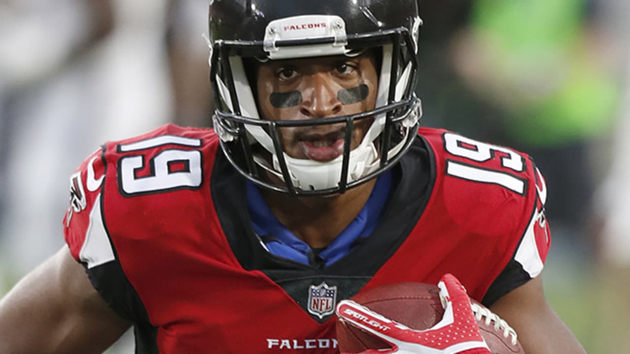 Falcons kick returner Andre Roberts named finalist for NFL’s Salute to ...