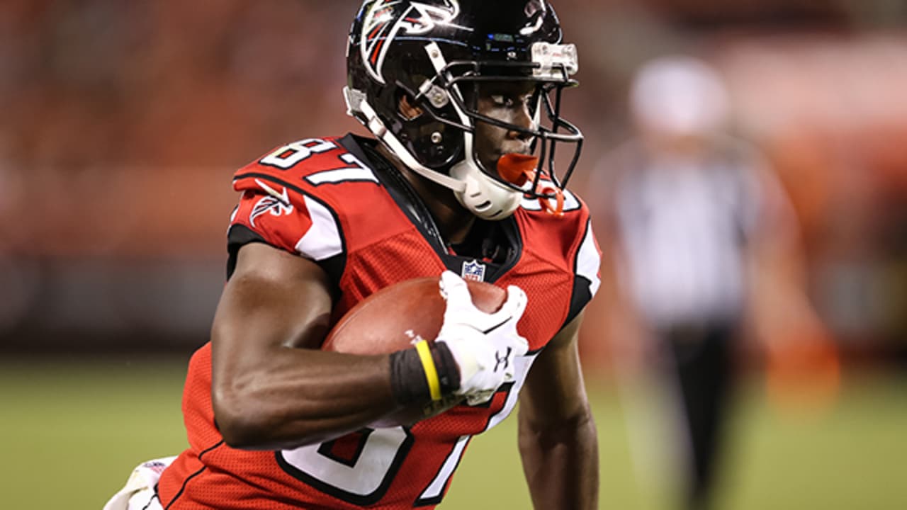 Falcons Place WR Fuller on IR, Sign FB Ratelle