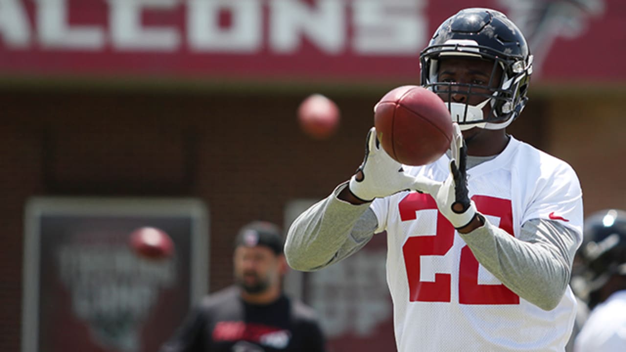 Hooper, Neal Shine in Day 1 of Rookie Minicamp