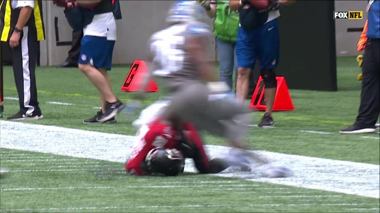 Highlight: Calvin Ridley with a spectacular catch for a 27-yard Gain