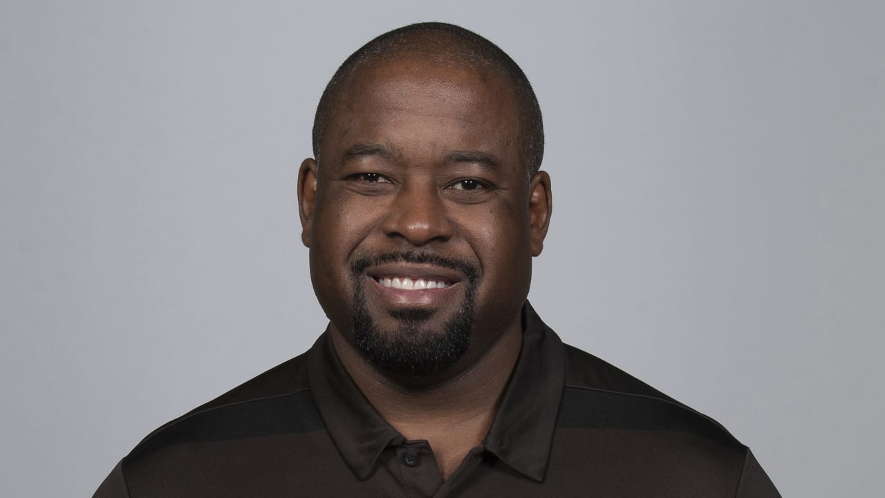 Falcons hire Joe Whitt Jr. as secondary coach