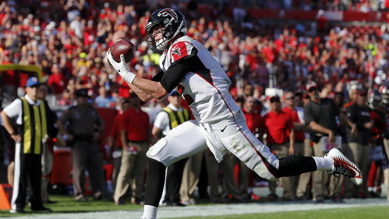 WATCH: Falcons dial up touchdown pass from Mohamed Sanu to Matt Ryan