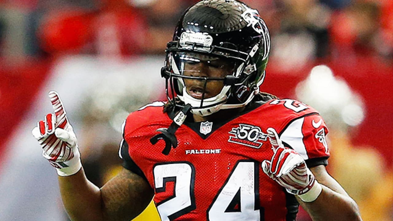 Coffee and Clips: Freeman Up for Another Award