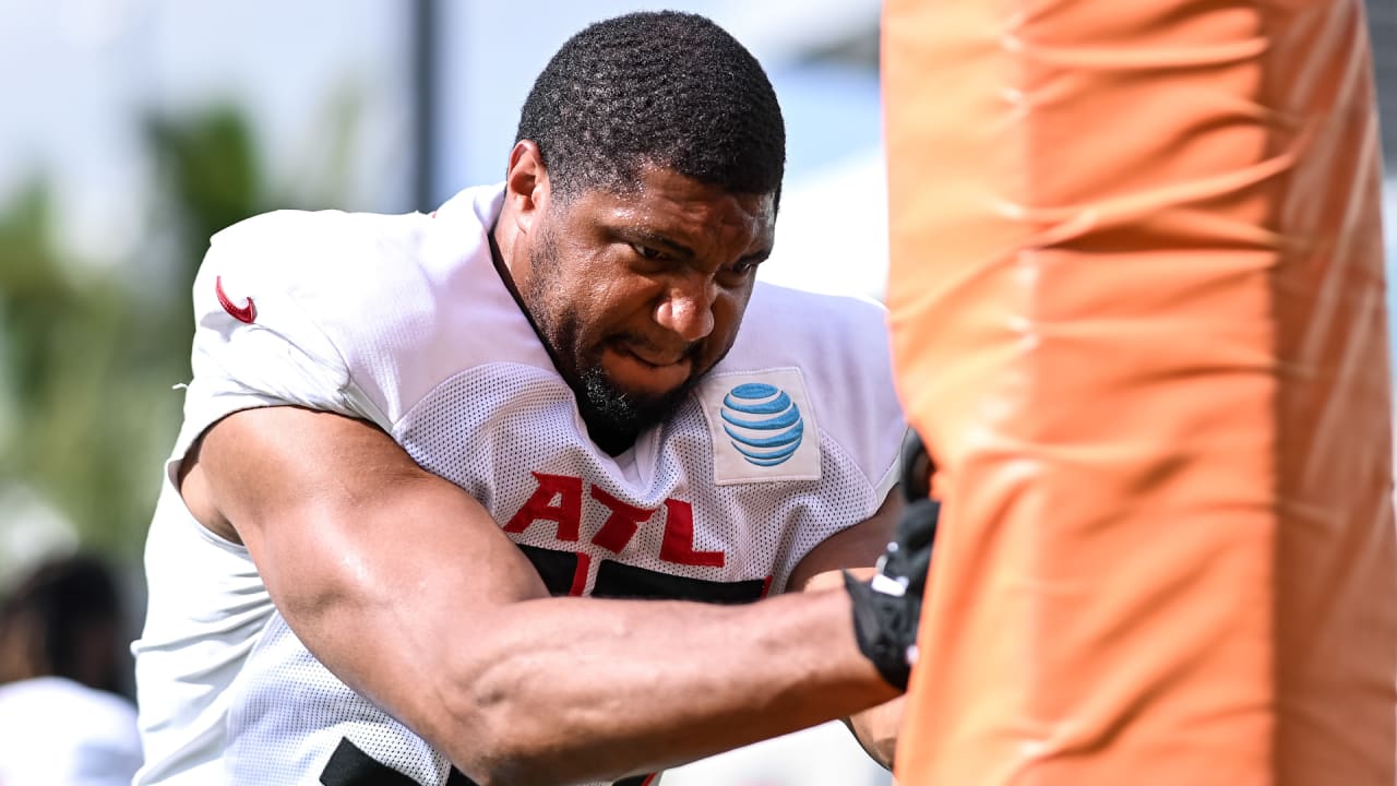 Falcons take flight at joint practice for day 13 of 2023 AT&T Training ...