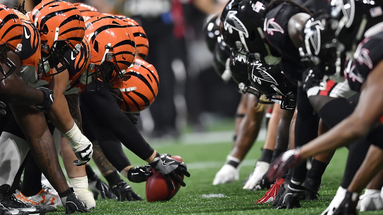 Watch: Falcons punt block