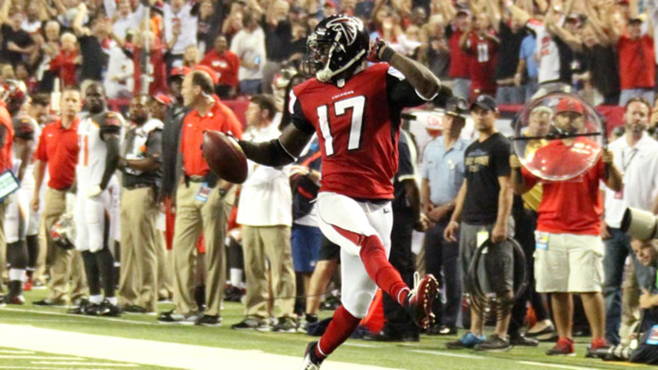 Hester's Record Breaker Ranks in Top 5 Returns