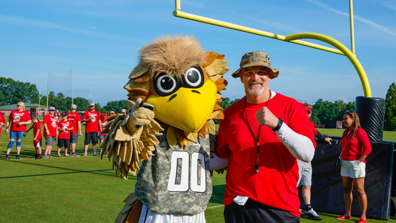 PHOTOS: Falcons Honor Families of Fallen Heroes at Military Day