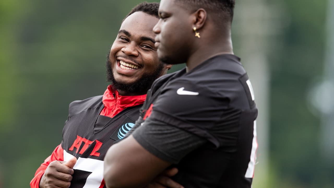 2021 Offseason Field Work | Grady Jarrett and the defense at work