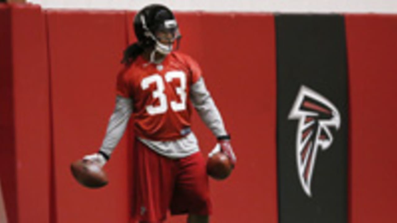 Pass Protection Key to Freeman’s Time on Field