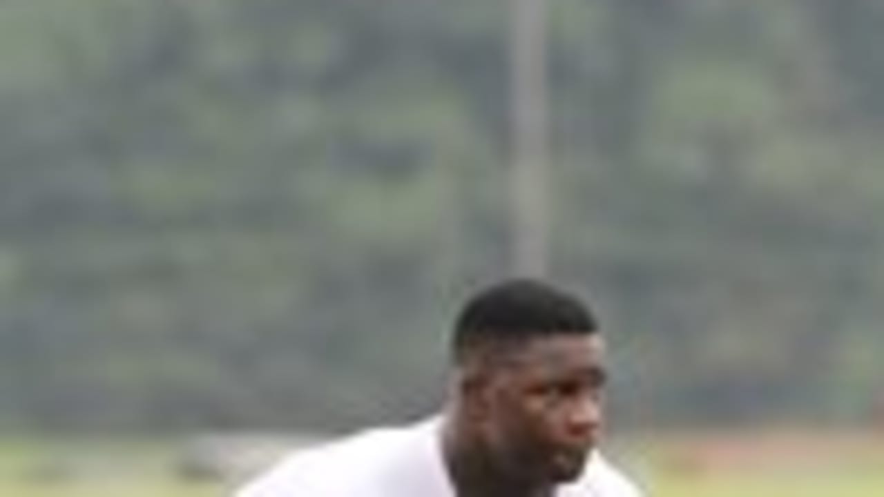 Weatherspoon agrees to terms