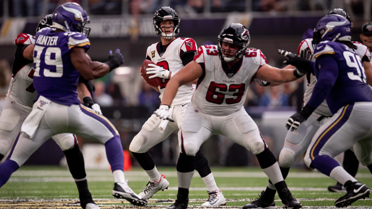 Early Bird Report: Chris Lindstrom's toughness cannot be questioned