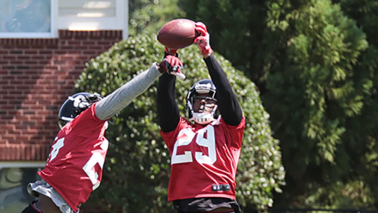 WATCH: Falcons cornerback C.J. Goodwin snags a physical interception