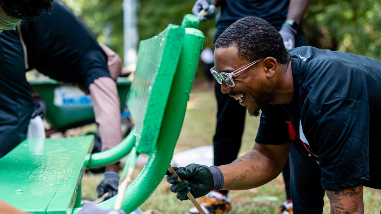 Hometown Huddle Presented by Cigna
