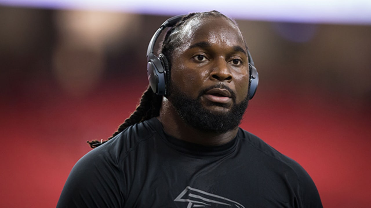 DE Jackson Participates in Falcons' Writing Contest