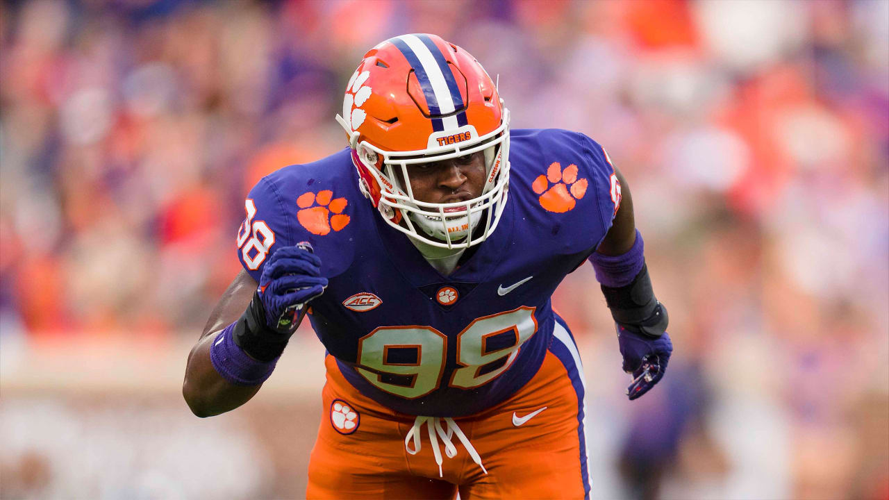 Five realistic options Falcons could take at No. 8 overall