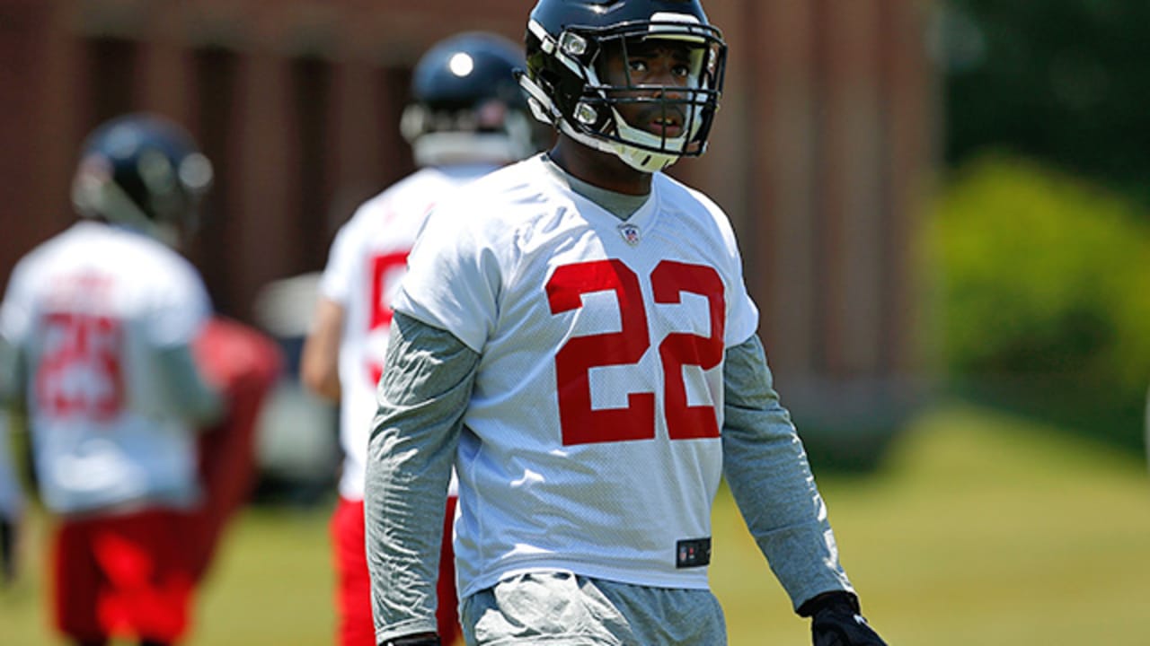 5 Questions Heading Into Week 2 of Falcons' OTAs