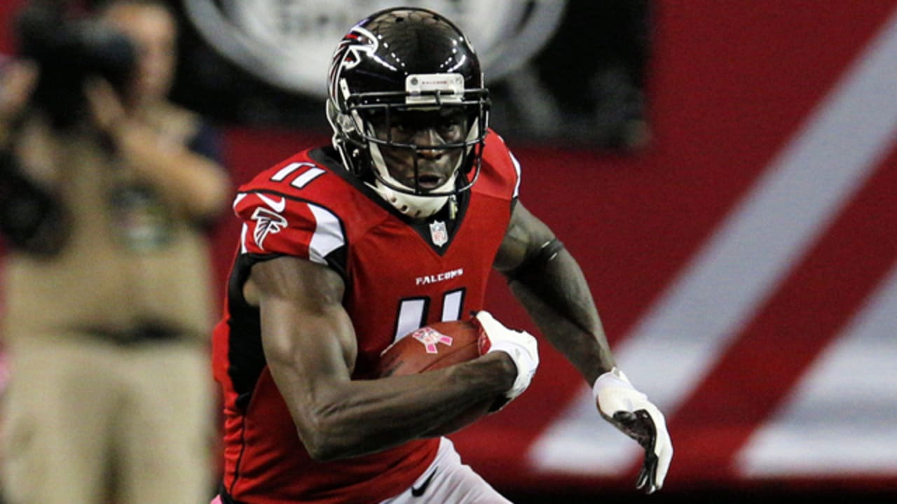 Jones Credits Pro Bowl Season to Fellow WRs