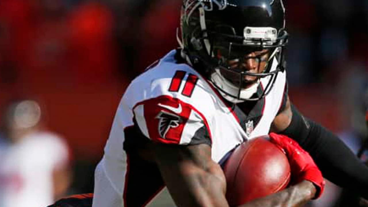 WR Julio Jones powers his way to 1-yard touchdown
