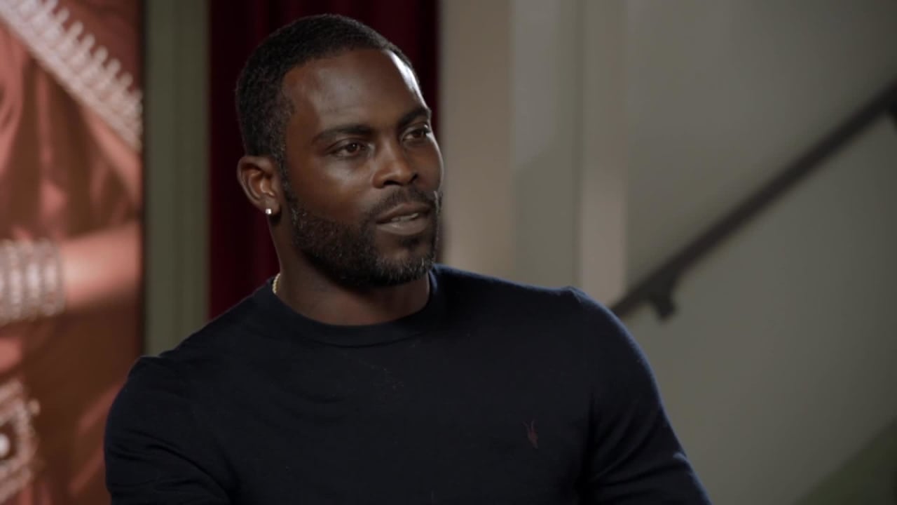 NFL Roundtable: Michael Vick details his journey as a black quarterback