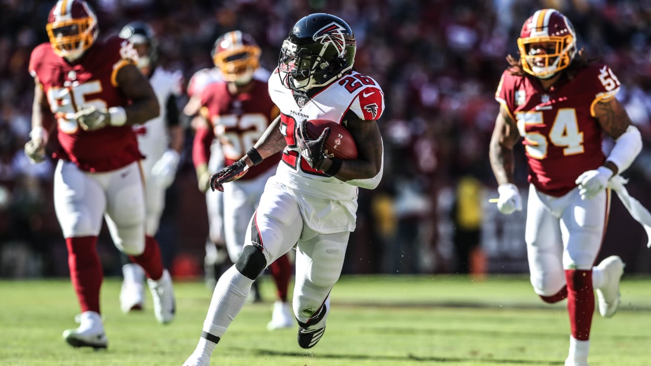 WATCH: Falcons score three highlight-worthy touchdowns in first half