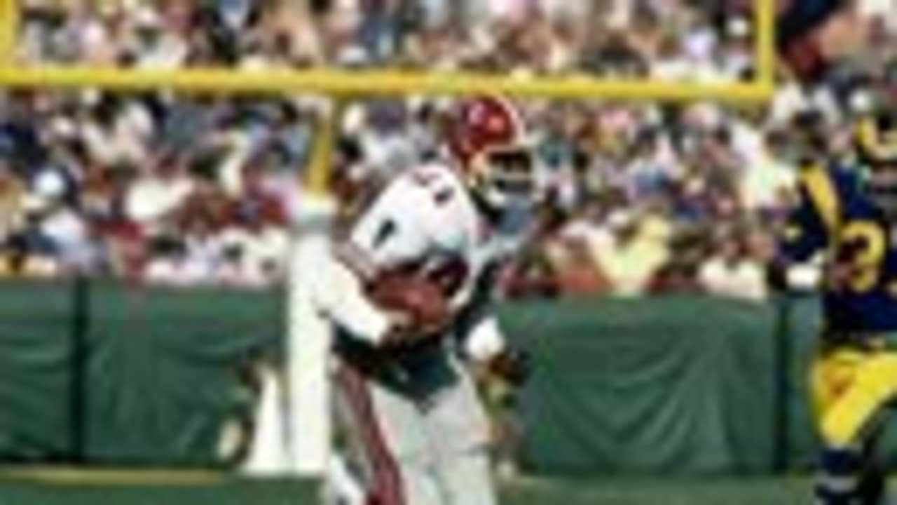 Alum Lynn Cain Appreciates Falcons On, Off Field