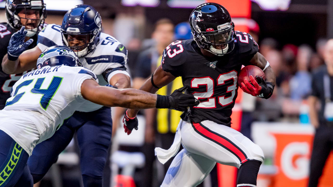 Sideline Access: Brian Hill runs through Seahawks defense for a touchdown