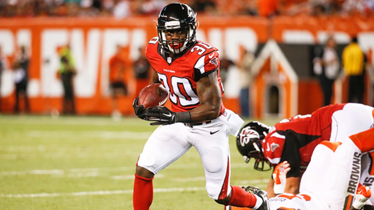 RB Gray Makes Strong First Impression in Atlanta