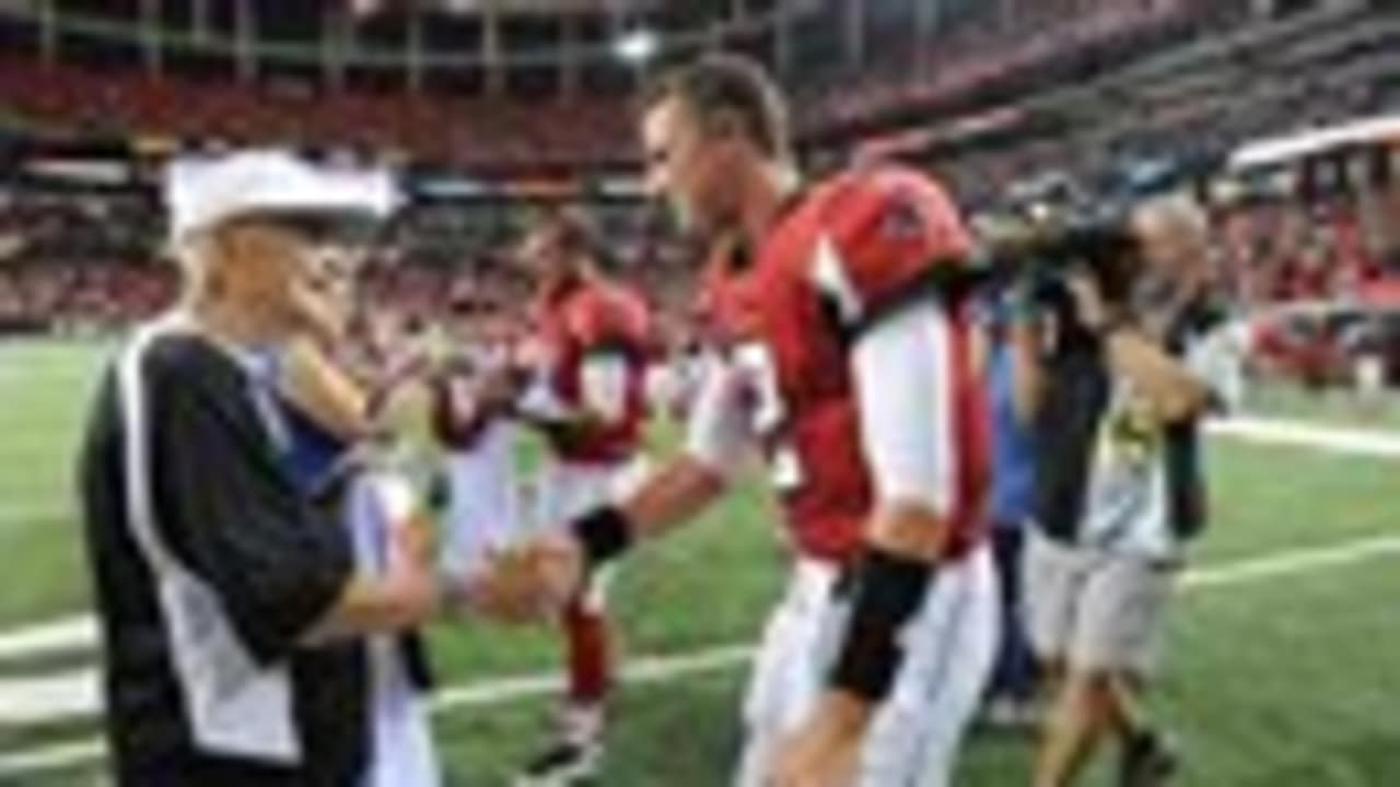 NFL Teams Celebrate Back to Football With Fan Appreciation Program