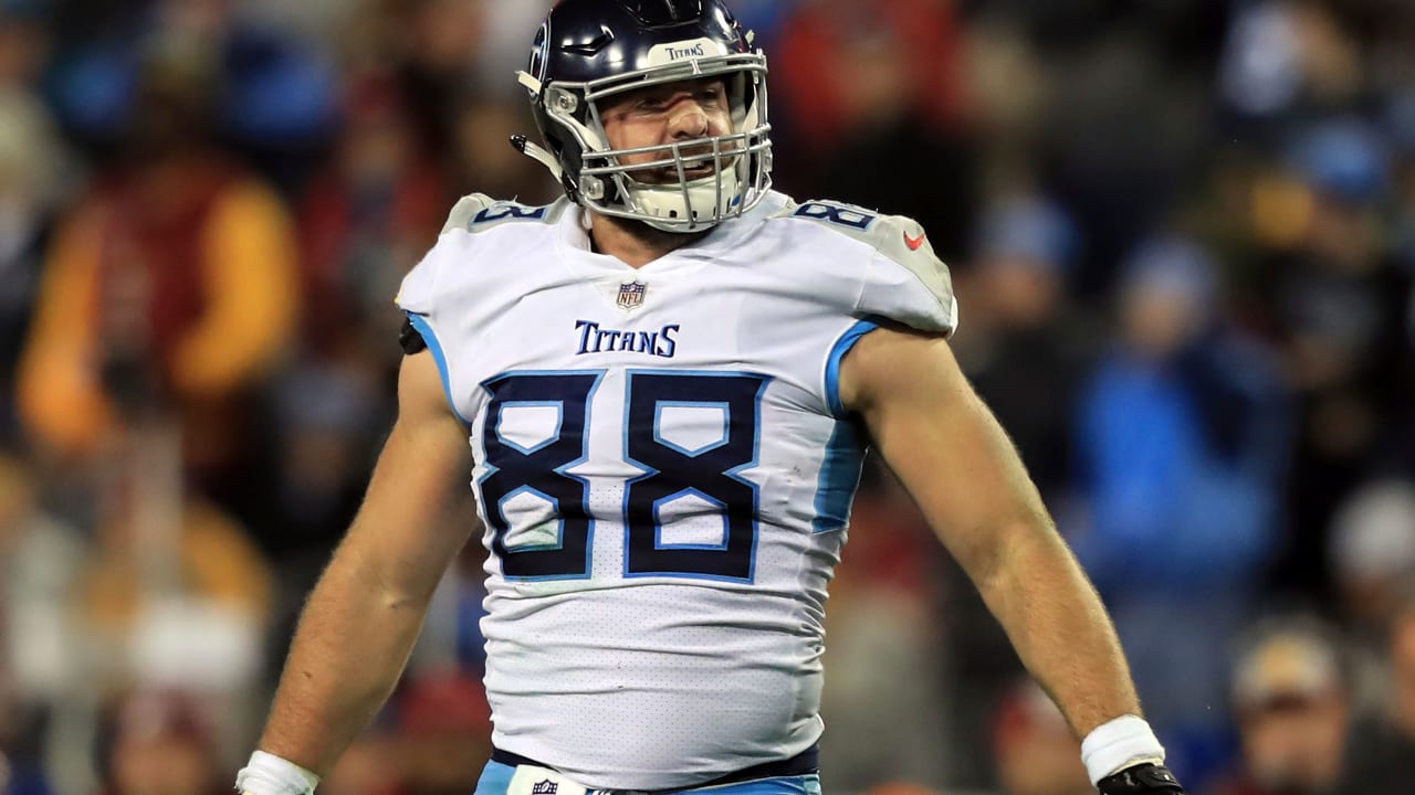 How tight end Luke Stocker fits with the Falcons
