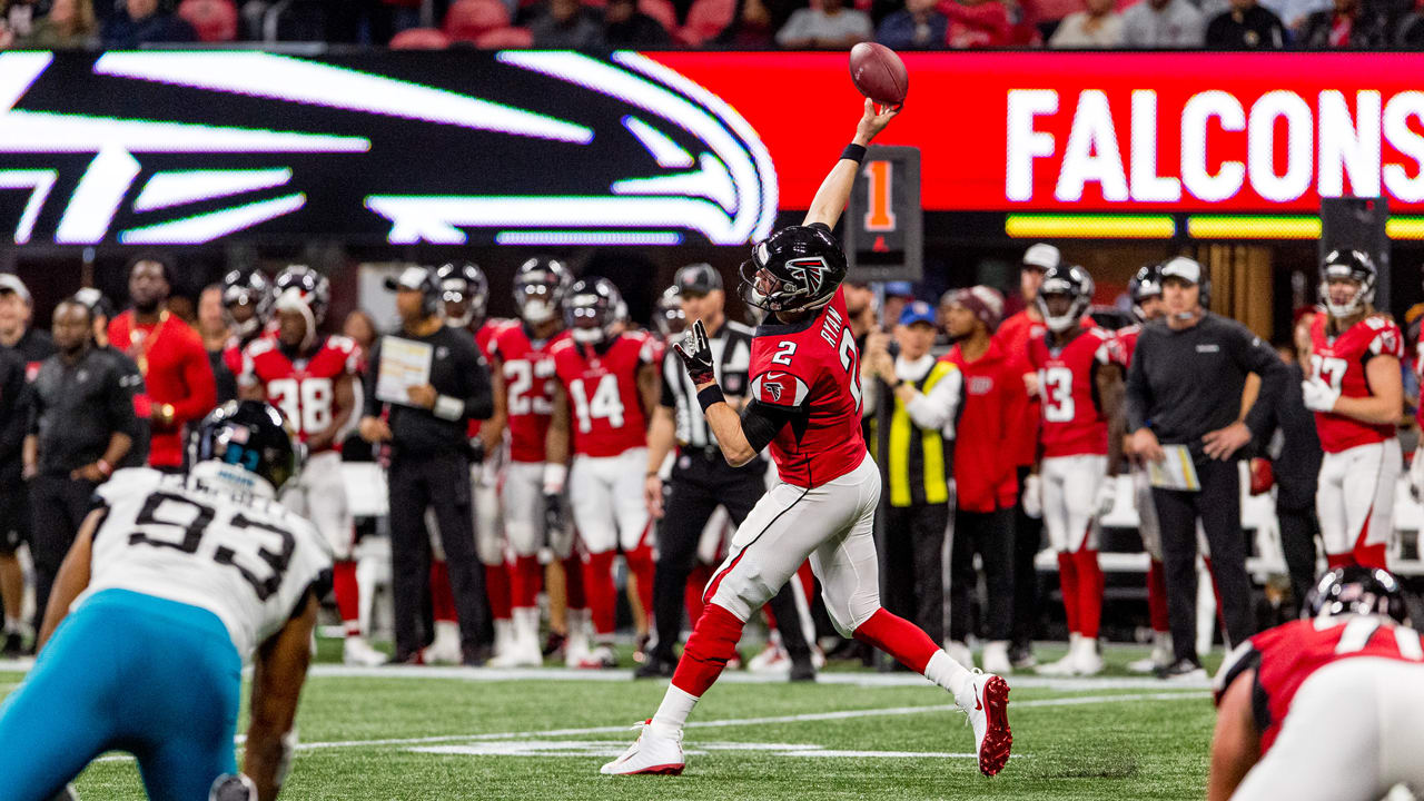 Highlight: Matty Ice goes way across field to Hooper for 31 yards