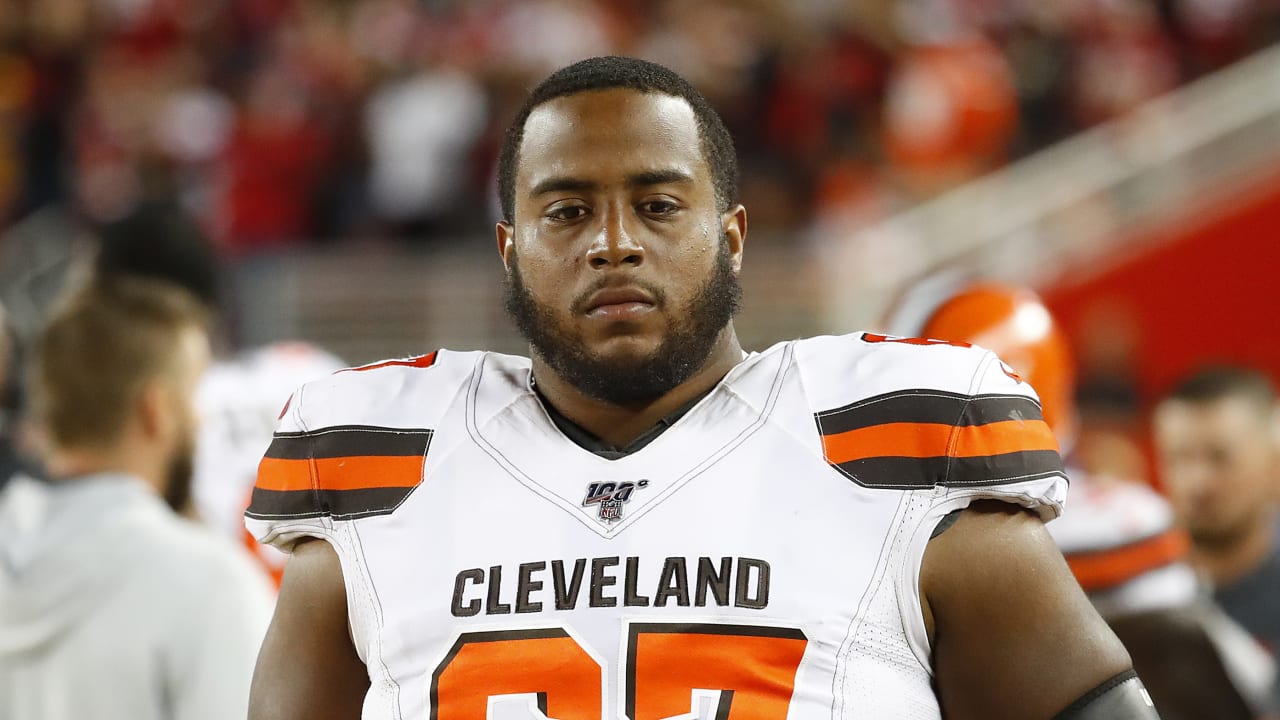 Falcons agree to terms with offensive lineman Justin McCray