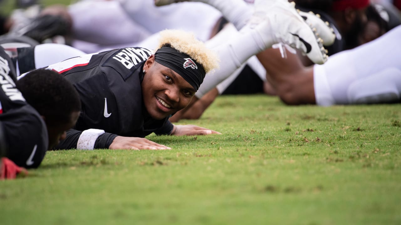 Night and Day: How Mykal Walker grew exponentially in one NFL offseason