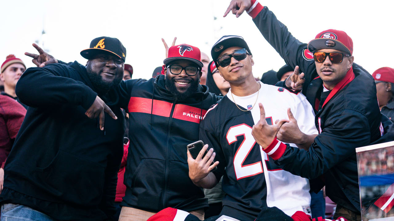 Falcons fans bring the A to the Bay