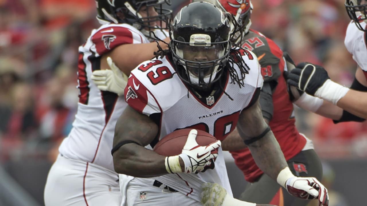 Falcons Part Ways with Veteran RB Jackson