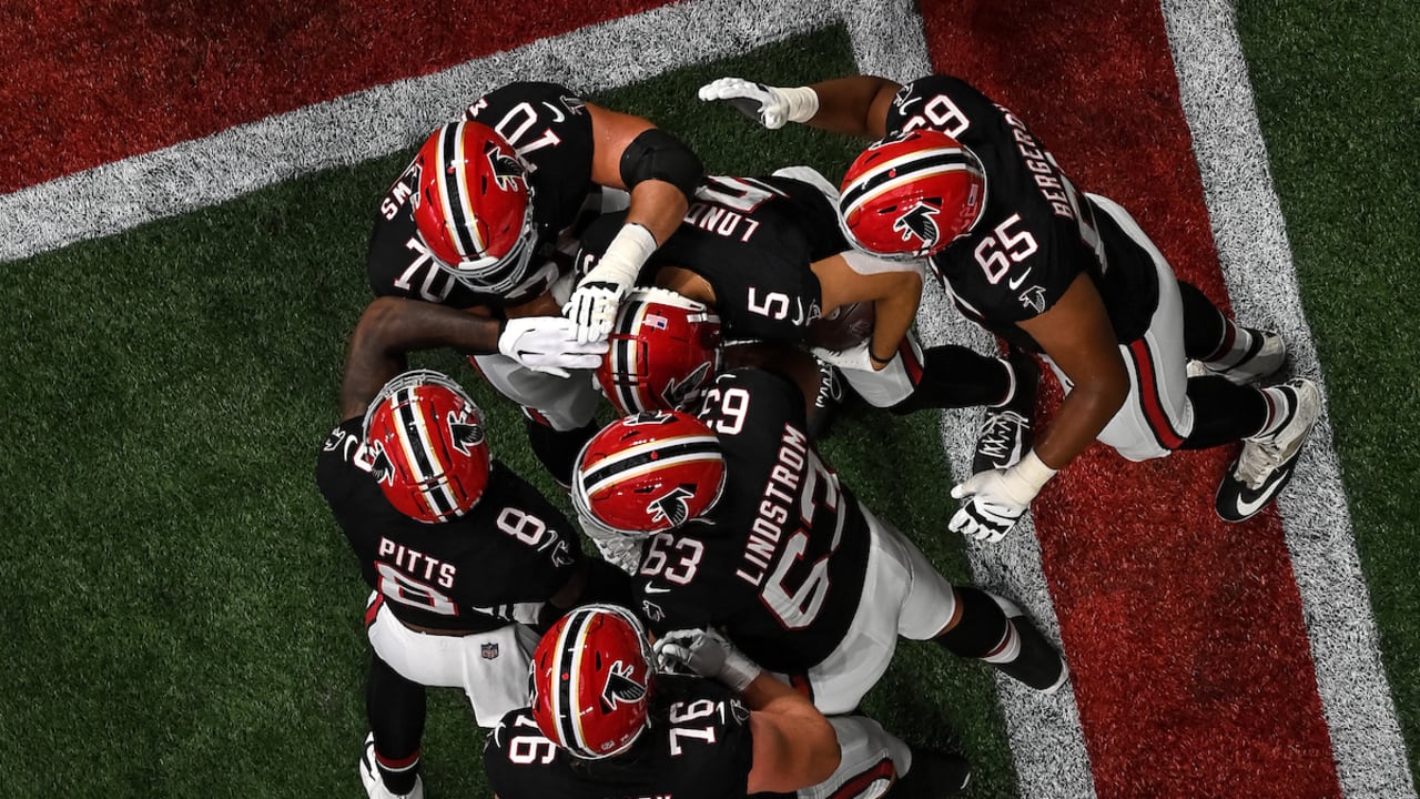 Drake London catches for a 3-yard Touchdown vs. Green Bay Packers