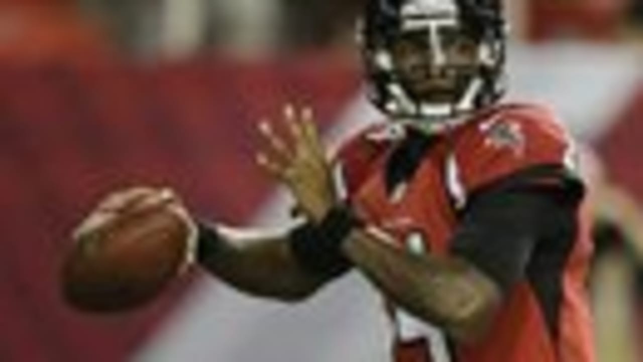 Dominique Davis Continues To Compete