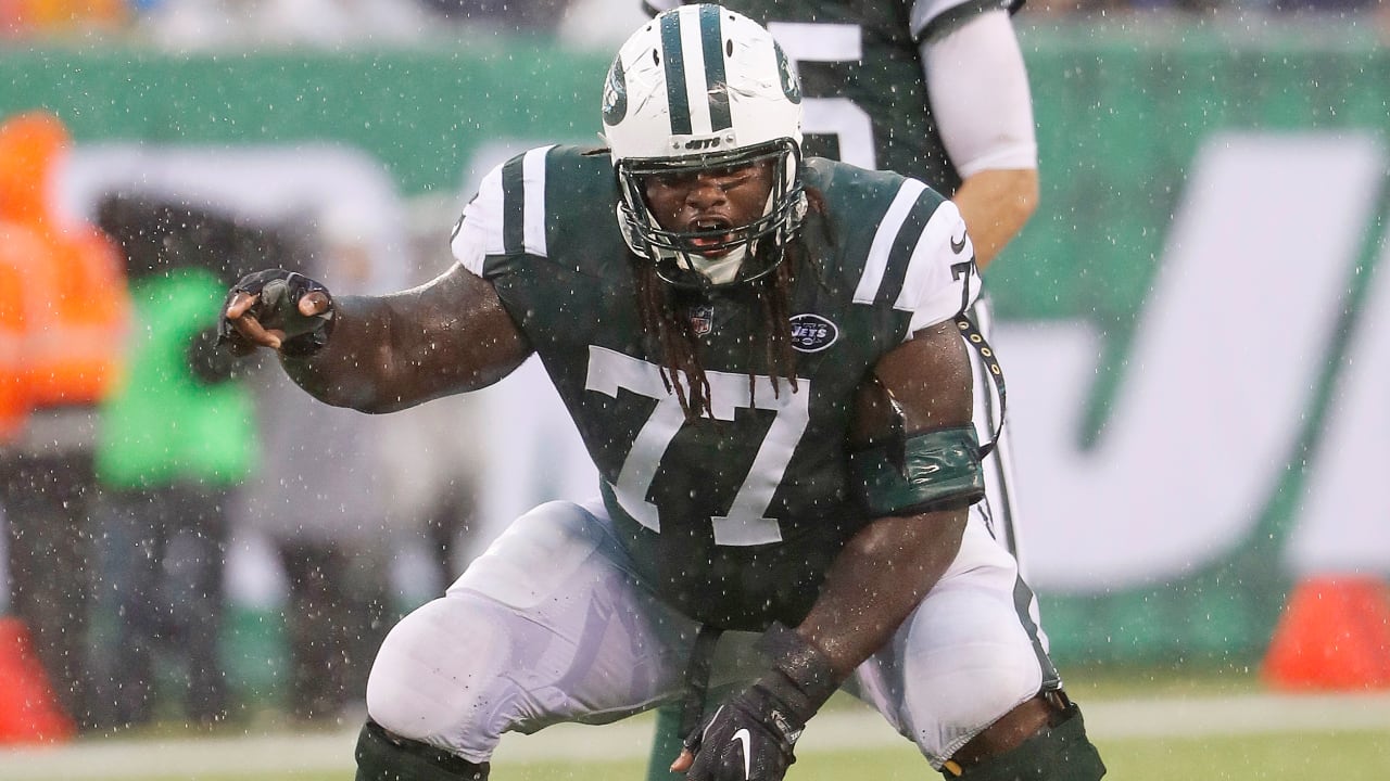 5 things to know about new Falcons' guard James Carpenter