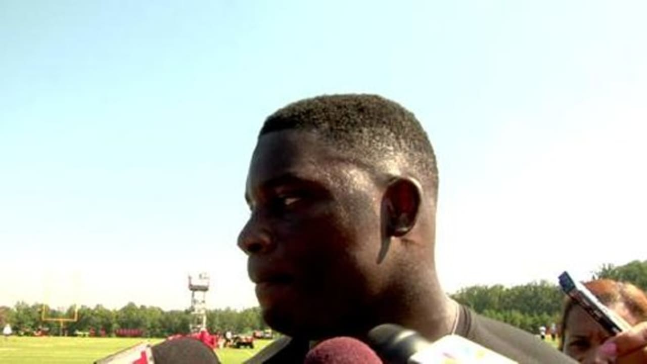 LB Sean Weatherspoon Talks About His New Contract